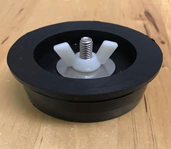 miraco-983-2.7in-rubber-drain-plug-w-bolt - High Plains Cattle Supply